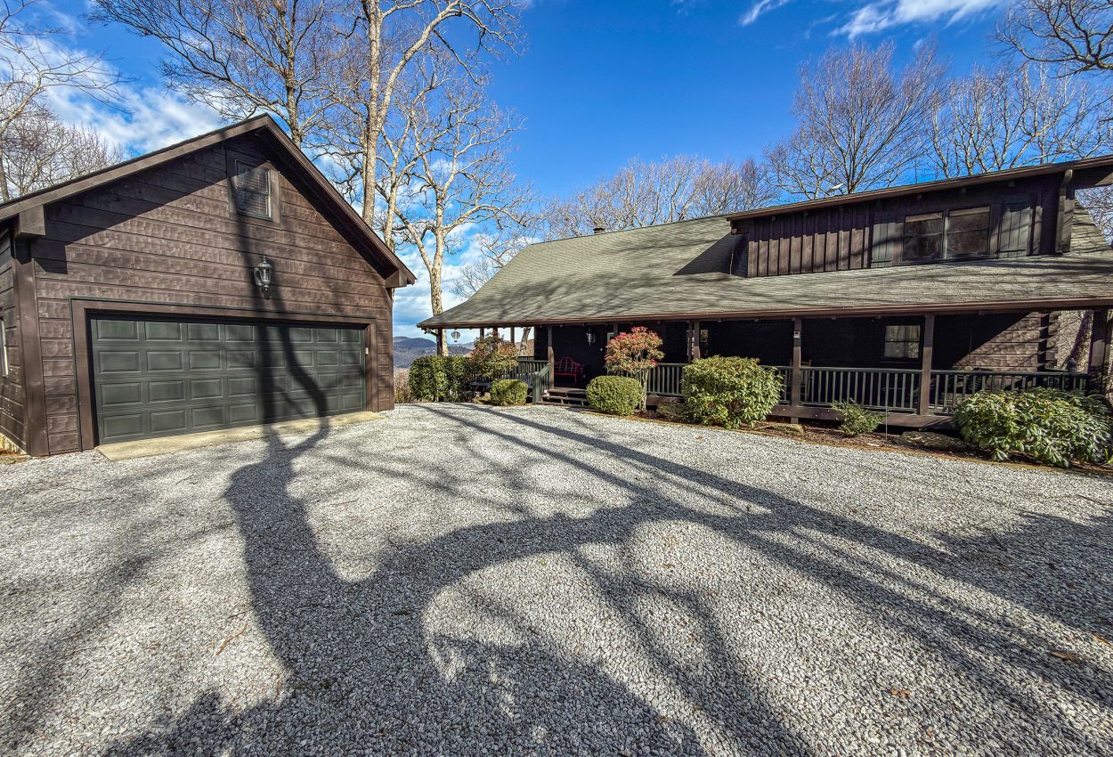 Explore North Georgia Mountain Homes for Sale in Sky Valley GA